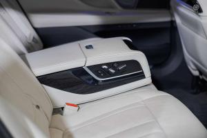 БМВ 730 2022 в Вильнюс, объемом двигателя 3.00 л и пробегом 51 тыс. км за 52991 €, фото 24 на AUTOMOTO.COM.LV
