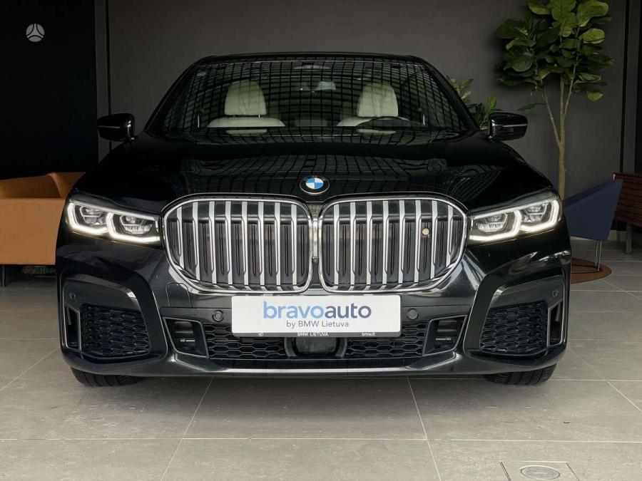 BMW 730 2022 Klaipėda, ar dzinēja tilpumu 3.00 L un nobraukumu 43 tūkst. km par 52991 €, foto 3 vietnē AUTOMOTO.COM.LV