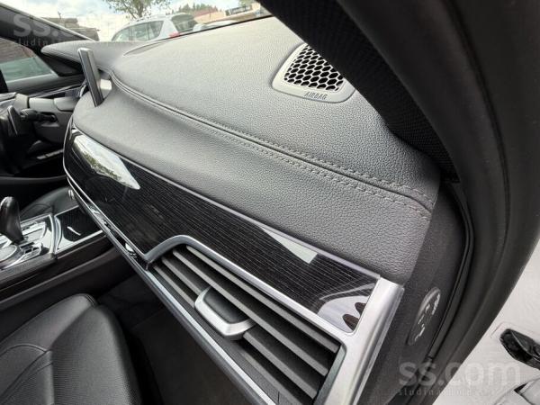 White BMW 730 2015 in Riga, with an engine capacity of 3.00 L and mileage of 204 thousand km for 25990 €, photo 7 on AUTOMOTO.COM.LV