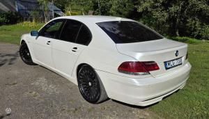 Balts BMW 730 2003 Viļņa, ar dzinēja tilpumu 2.99 L un nobraukumu 275 tūkst. km par 6300 €, foto 5 vietnē AUTOMOTO.COM.LV