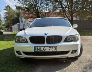 Balts BMW 730 2003 Viļņa, ar dzinēja tilpumu 2.99 L un nobraukumu 275 tūkst. km par 6300 €, foto 8 vietnē AUTOMOTO.COM.LV