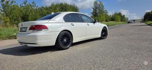 Balts BMW 730 2003 Viļņa, ar dzinēja tilpumu 2.99 L un nobraukumu 275 tūkst. km par 6300 €, foto 19 vietnē AUTOMOTO.COM.LV