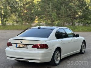 White BMW 730 2005 in Jurmala, with an engine capacity of 3.00 L and mileage of 364 thousand km for 2600 €, photo 5 on AUTOMOTO.COM.LV