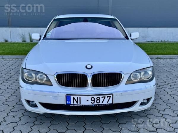 White BMW 730 2006 in Riga, with an engine capacity of 3.00 L and mileage of 317 thousand km for 5700 €, photo 2 on AUTOMOTO.COM.LV