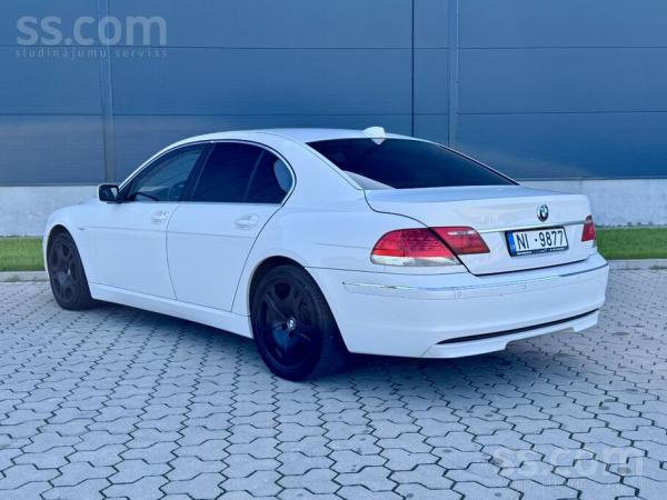 White BMW 730 2006 in Riga, with an engine capacity of 3.00 L and mileage of 317 thousand km for 5700 €, photo 7 on AUTOMOTO.COM.LV