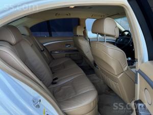 Balts BMW 730 2006 Rīga, ar dzinēja tilpumu 3.00 L un nobraukumu 317 tūkst. km par 5700 €, foto 13 vietnē AUTOMOTO.COM.LV