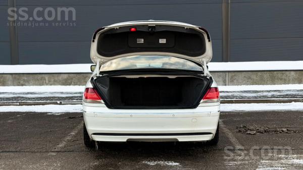 Balts BMW 730 2006 Rīga, ar dzinēja tilpumu 3.00 L un nobraukumu 335 tūkst. km par 5200 €, foto 9 vietnē AUTOMOTO.COM.LV