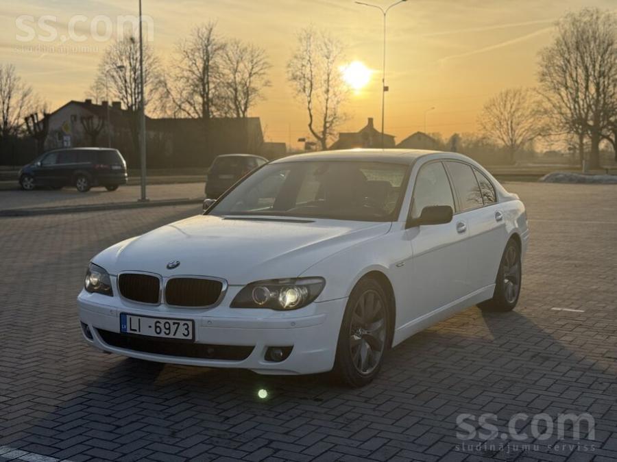 Balts BMW 730 2006 Cēsis, ar dzinēja tilpumu 3.00 L un nobraukumu 321 tūkst. km par 5000 €, foto 1 vietnē AUTOMOTO.COM.LV