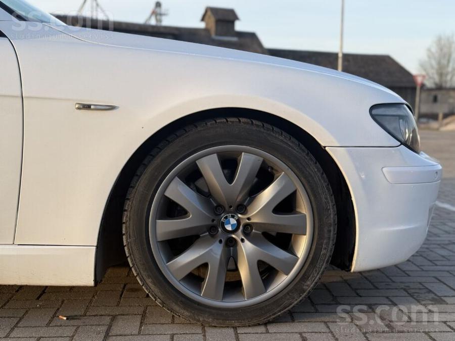 Balts BMW 730 2006 Cēsis, ar dzinēja tilpumu 3.00 L un nobraukumu 321 tūkst. km par 5000 €, foto 6 vietnē AUTOMOTO.COM.LV