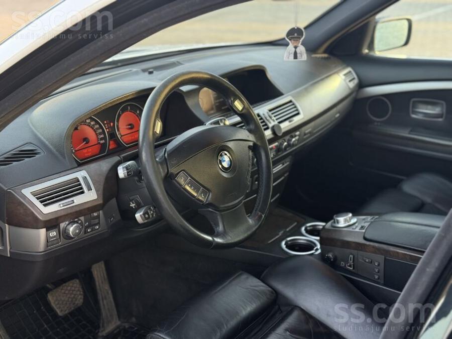 Balts BMW 730 2006 Cēsis, ar dzinēja tilpumu 3.00 L un nobraukumu 321 tūkst. km par 5000 €, foto 7 vietnē AUTOMOTO.COM.LV