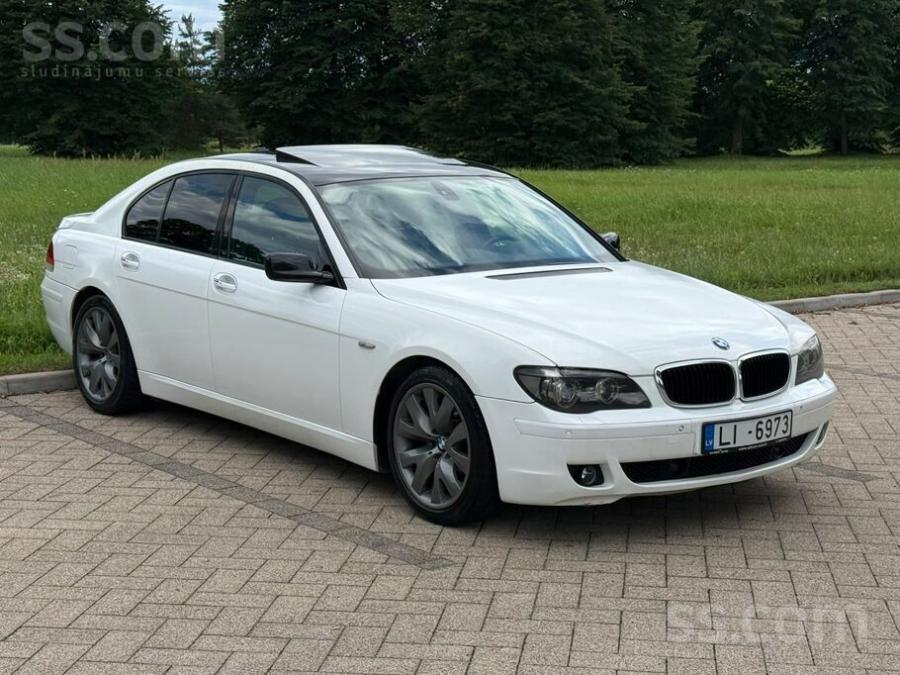 White BMW 730 2006 in Riga, with an engine capacity of 3.00 L and mileage of 329 thousand km for 4990 €, photo 5 on AUTOMOTO.COM.LV