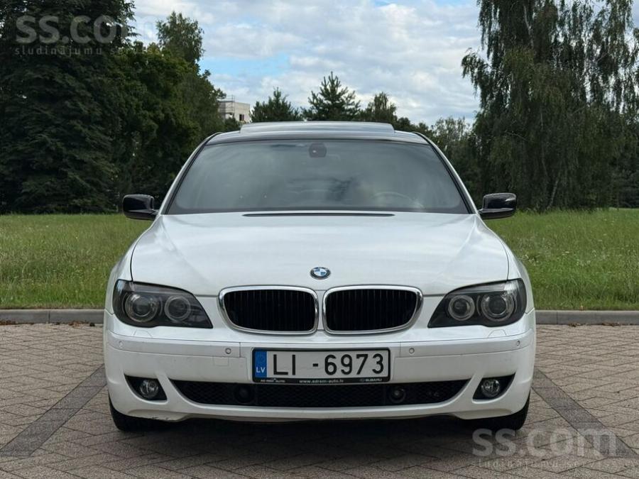 White BMW 730 2006 in Riga, with an engine capacity of 3.00 L and mileage of 329 thousand km for 4990 €, photo 9 on AUTOMOTO.COM.LV