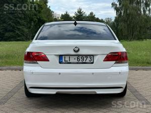 White BMW 730 2006 in Riga, with an engine capacity of 3.00 L and mileage of 329 thousand km for 4990 €, photo 10 on AUTOMOTO.COM.LV