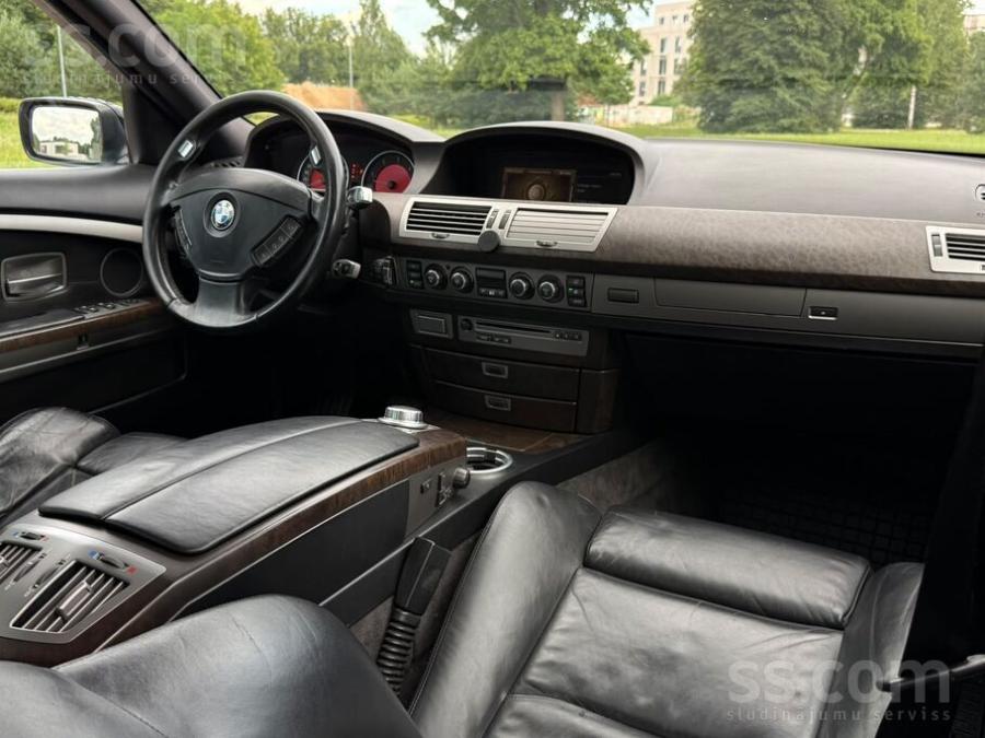 White BMW 730 2006 in Riga, with an engine capacity of 3.00 L and mileage of 329 thousand km for 4990 €, photo 12 on AUTOMOTO.COM.LV