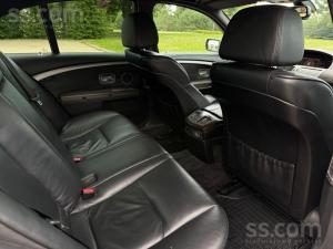 White BMW 730 2006 in Riga, with an engine capacity of 3.00 L and mileage of 329 thousand km for 4990 €, photo 15 on AUTOMOTO.COM.LV