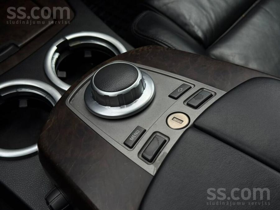 White BMW 730 2006 in Riga, with an engine capacity of 3.00 L and mileage of 329 thousand km for 4990 €, photo 20 on AUTOMOTO.COM.LV