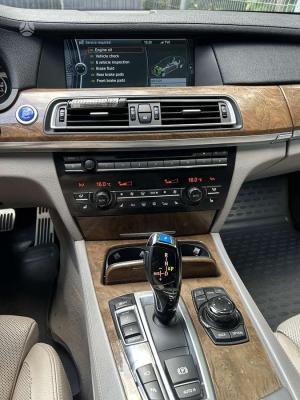 Balts BMW 730 2009 Viļņa, ar dzinēja tilpumu 2.99 L un nobraukumu 240 tūkst. km par 14228 €, foto 6 vietnē AUTOMOTO.COM.LV