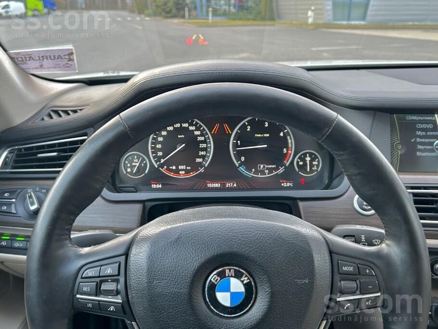Balts BMW 730 2011 Jelgava, ar dzinēja tilpumu 3.00 L un nobraukumu 160 tūkst. km par 15800 €, foto 12 vietnē AUTOMOTO.COM.LV