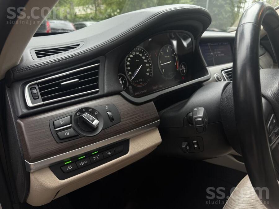 Balts BMW 730 2011 Jelgava, ar dzinēja tilpumu 3.00 L un nobraukumu 181 tūkst. km par 14900 €, foto 9 vietnē AUTOMOTO.COM.LV