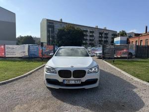 White BMW 730 2011 in Ventspils, with an engine capacity of 3.00 L and mileage of 383 thousand km for 12490 €, photo 3 on AUTOMOTO.COM.LV