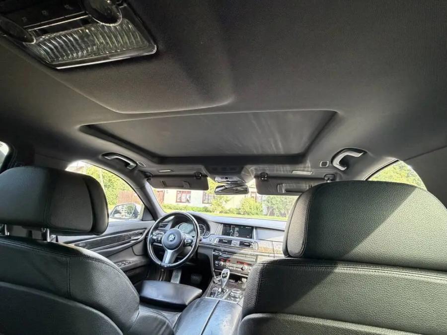 White BMW 730 2011 in Ventspils, with an engine capacity of 3.00 L and mileage of 383 thousand km for 12490 €, photo 20 on AUTOMOTO.COM.LV