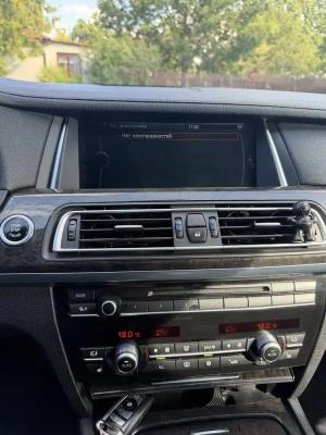 White BMW 730 2011 in Ventspils, with an engine capacity of 3.00 L and mileage of 383 thousand km for 12490 €, photo 23 on AUTOMOTO.COM.LV