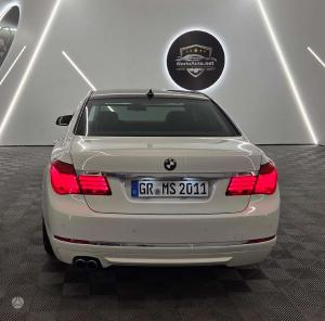 White BMW 730 2013 in Marijampole, with an engine capacity of 2.99 L and mileage of 176 thousand km for 14350 €, photo 36 on AUTOMOTO.COM.LV