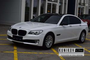 White BMW 730 2013 in Vilnius, with an engine capacity of 2.99 L and mileage of 283 thousand km for 11900 €, photo  on AUTOMOTO.COM.LV