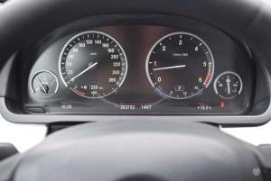 White BMW 730 2013 in Vilnius, with an engine capacity of 2.99 L and mileage of 283 thousand km for 11900 €, photo 20 on AUTOMOTO.COM.LV
