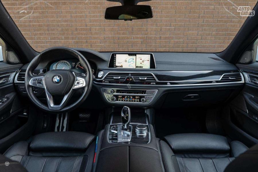 Balts BMW 730 2016 Marijampole, ar dzinēja tilpumu 3.00 L un nobraukumu 134 tūkst. km par 27450 €, foto 16 vietnē AUTOMOTO.COM.LV