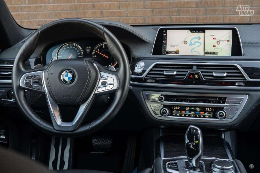 Balts BMW 730 2016 Marijampole, ar dzinēja tilpumu 3.00 L un nobraukumu 134 tūkst. km par 27450 €, foto 18 vietnē AUTOMOTO.COM.LV