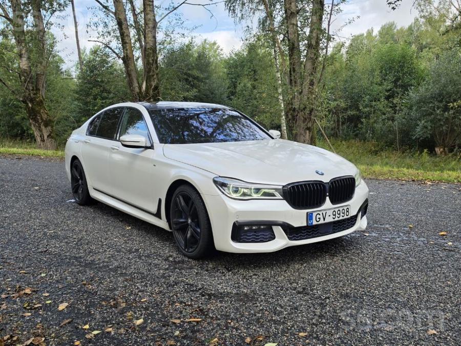 Balts BMW 730 2016 Rīga, ar dzinēja tilpumu 3.00 L un nobraukumu 338 tūkst. km par 23000 €, foto 4 vietnē AUTOMOTO.COM.LV