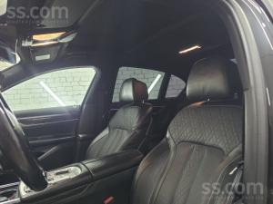 Balts BMW 730 2016 Rīga, ar dzinēja tilpumu 3.00 L un nobraukumu 338 tūkst. km par 23000 €, foto 14 vietnē AUTOMOTO.COM.LV