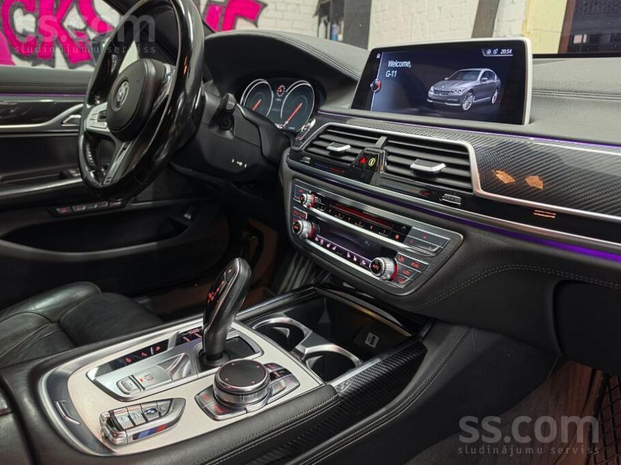 Balts BMW 730 2016 Rīga, ar dzinēja tilpumu 3.00 L un nobraukumu 338 tūkst. km par 23000 €, foto 16 vietnē AUTOMOTO.COM.LV