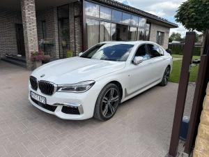 White BMW 730 2017 in Siauliai, with an engine capacity of 2.99 L and mileage of 504 thousand km for 21000 €, photo  on AUTOMOTO.COM.LV