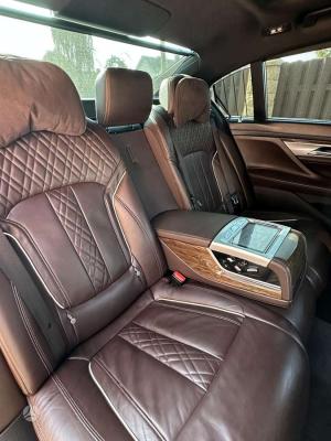 White BMW 730 2017 in Siauliai, with an engine capacity of 2.99 L and mileage of 504 thousand km for 21000 €, photo 15 on AUTOMOTO.COM.LV