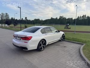 Balts BMW 730 2017 Rēzekne, ar dzinēja tilpumu 3.00 L un nobraukumu 215 tūkst. km par 28500 €, foto 4 vietnē AUTOMOTO.COM.LV