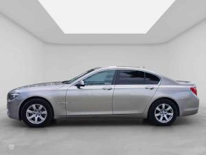 Dzeltens BMW 730 2009 Viļņa, ar dzinēja tilpumu 3.00 L un nobraukumu 252 tūkst. km par 10290 €, foto 3 vietnē AUTOMOTO.COM.LV
