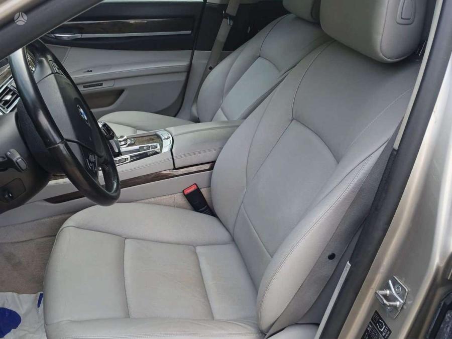 Dzeltens BMW 730 2009 Viļņa, ar dzinēja tilpumu 3.00 L un nobraukumu 252 tūkst. km par 10290 €, foto 11 vietnē AUTOMOTO.COM.LV