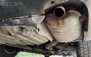 Melns BMW 735 1999 Ogre, ar dzinēja tilpumu 3.50 L un nobraukumu 390 tūkst. km par 1700 €, foto 19 vietnē AUTOMOTO.COM.LV