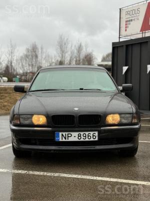 Black BMW 735 1998 in Kuldiga, with an engine capacity of 3.50 L and mileage of 330 thousand km for 5000 €, photo 18 on AUTOMOTO.COM.LV