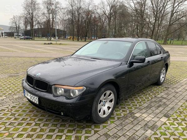 Black BMW 735 2002 in Ventspils, with an engine capacity of 3.60 L and mileage of 294 thousand km for 2770 €, photo 5 on AUTOMOTO.COM.LV