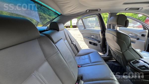 Melns BMW 735 2002 Jūrmala, ar dzinēja tilpumu 3.60 L un nobraukumu 435 tūkst. km par 3800 €, foto 7 vietnē AUTOMOTO.COM.LV