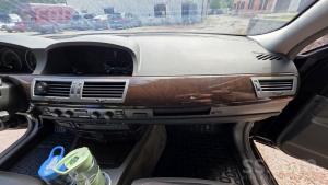 Melns BMW 735 2002 Jūrmala, ar dzinēja tilpumu 3.60 L un nobraukumu 435 tūkst. km par 3800 €, foto 10 vietnē AUTOMOTO.COM.LV