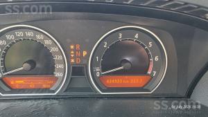Melns BMW 735 2002 Jūrmala, ar dzinēja tilpumu 3.60 L un nobraukumu 435 tūkst. km par 3800 €, foto 13 vietnē AUTOMOTO.COM.LV