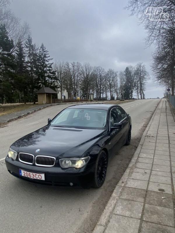 Black BMW 735 2003 in Mazeikiai, with an engine capacity of 3.60 L and mileage of 340 thousand km for 1700 €, photo 3 on AUTOMOTO.COM.LV