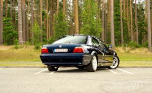 Blue BMW 735 2000 in Riga, with an engine capacity of 3.50 L and mileage of 147 thousand km for 13590 €, photo 7 on AUTOMOTO.COM.LV