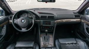 Blue BMW 735 2000 in Riga, with an engine capacity of 3.50 L and mileage of 147 thousand km for 13590 €, photo 13 on AUTOMOTO.COM.LV