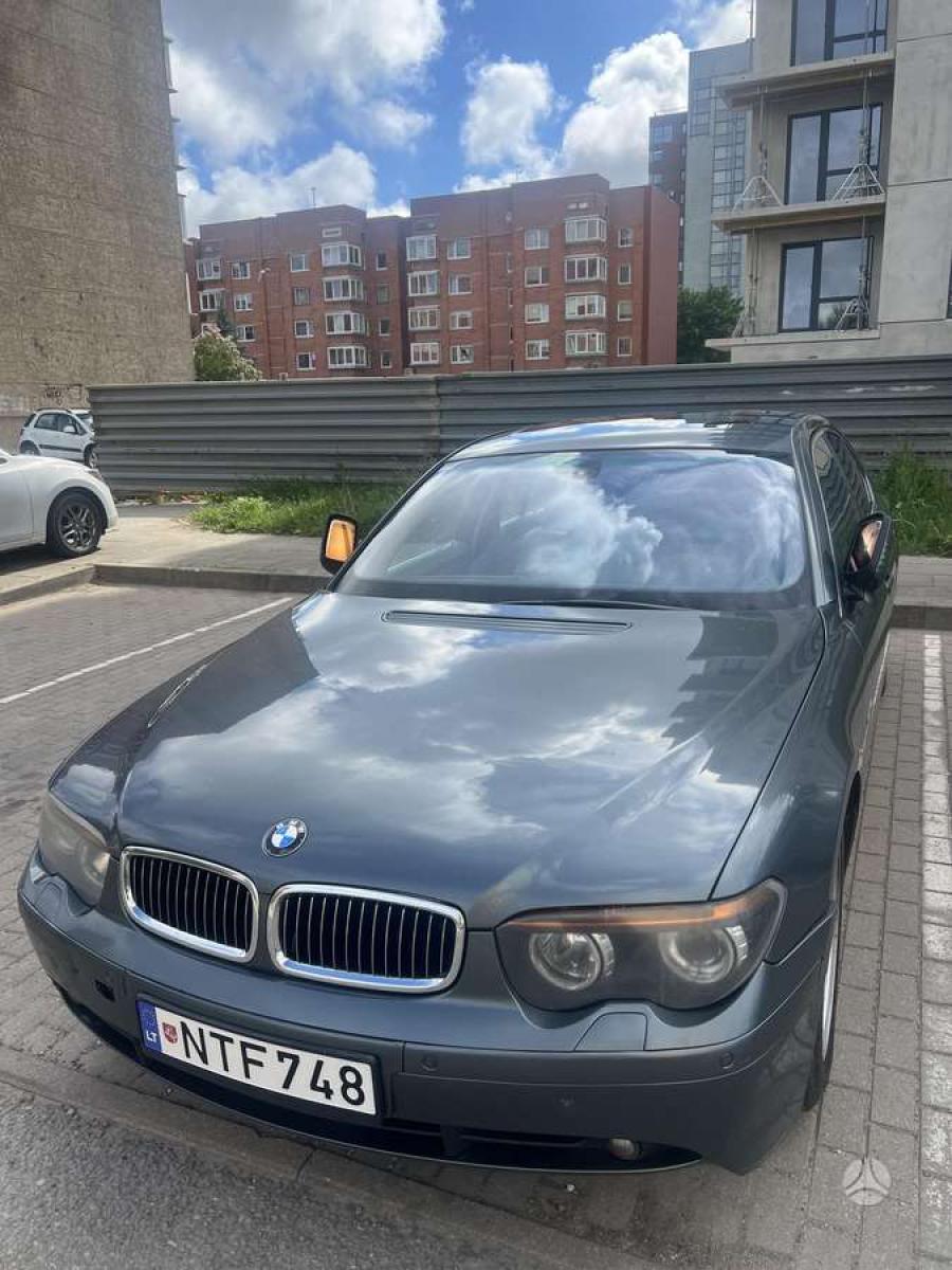 Blue BMW 735 2001 in Klaipeda, with an engine capacity of 3.60 L and mileage of 270 thousand km for 2500 €, photo 8 on AUTOMOTO.COM.LV