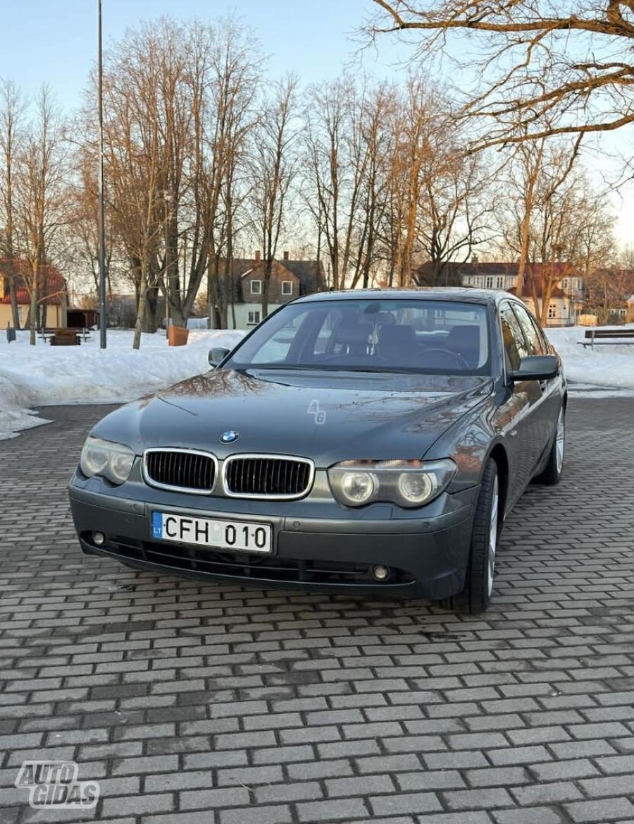 Blue BMW 735 2002 in Siauliai, with an engine capacity of 3.60 L and mileage of 450 thousand km for 2199 €, photo 1 on AUTOMOTO.COM.LV
